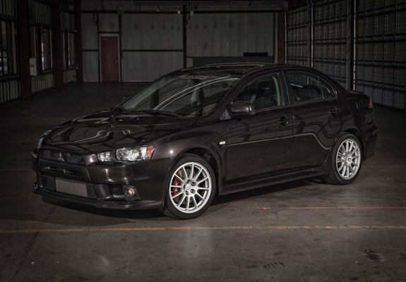 Mitsubishi Lancer Evolution SE US-spec 2009–10 images