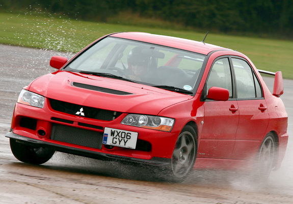 Photos of Mitsubishi Lancer Evolution IX FQ-360 2006–07
