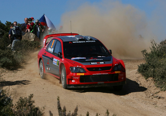 Photos of Mitsubishi Lancer WRC05 2005