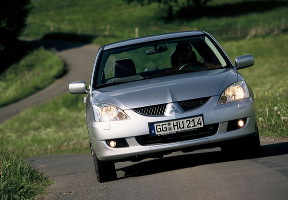 Images of Mitsubishi Lancer 2003–05