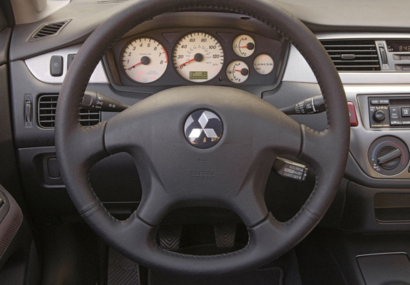 Mitsubishi Lancer Ralliart 2003–05 wallpapers