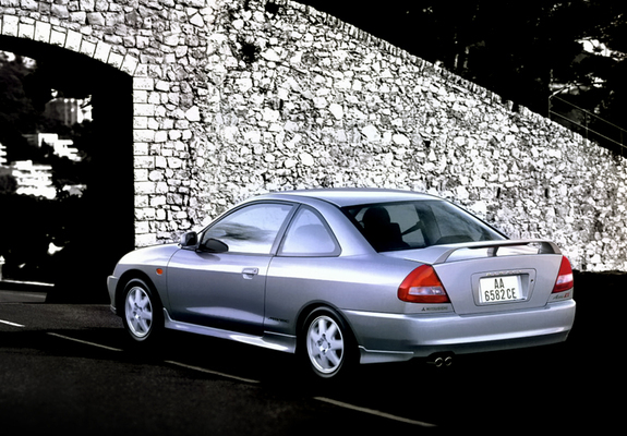 Pictures of Mitsubishi Mirage Asti RX (CJ4A) 1995–97