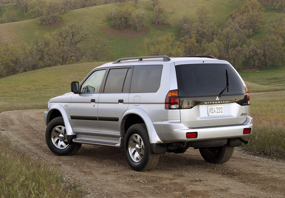 Pictures of Mitsubishi Montero Sport 1999–2005