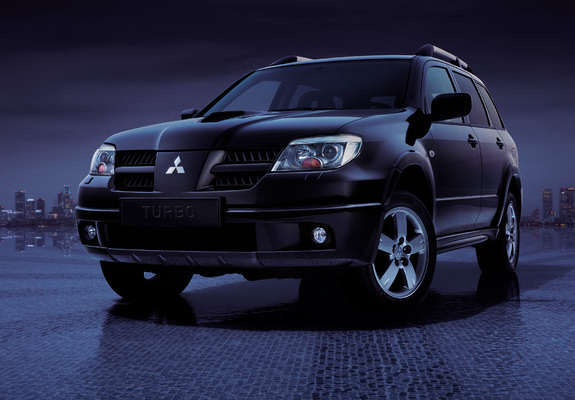 Mitsubishi Outlander Turbo 2004–06 wallpapers