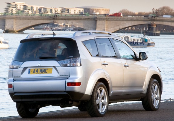 Mitsubishi Outlander Warrior 2007–09 wallpapers