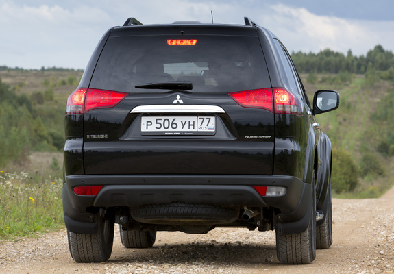 Mitsubishi Pajero Sport 2013 Images