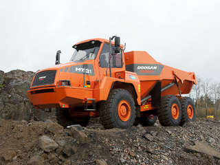 Doosan Moxy MT31 2010 photos