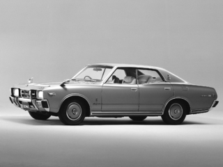 Images of Nissan Cedric Hardtop (330) 1975–79