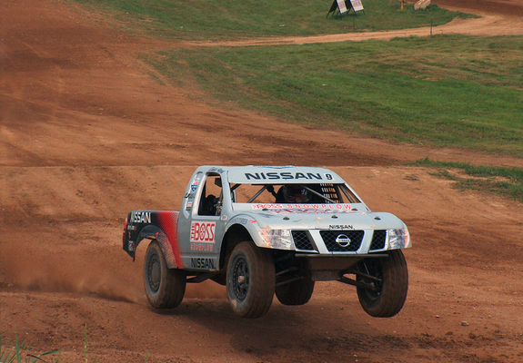 Pictures of Nissan Frontier PRO 4x4 Race Truck (D40)