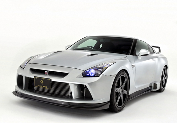 Images of Abflug Nissan GT-R (R35) 2011
