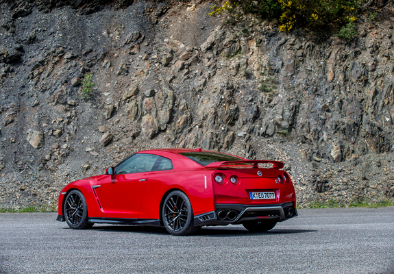 Nissan GT-R (R35) 2016 photos
