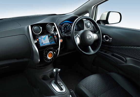 Photos of Autech Nissan Note Rider (E12) 2012
