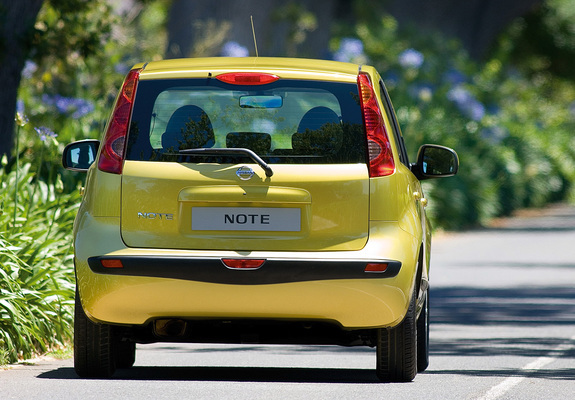 Nissan Note (E11) 2005–09 wallpapers