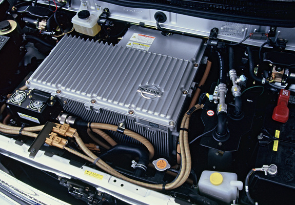 Nissan Prairie Joy EV (M11) 1997–98 images
