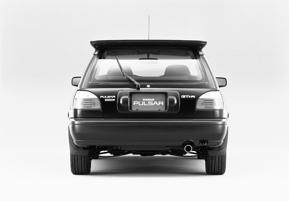 Images of Nissan Pulsar GTI-Ra (RNN14) 1990–94