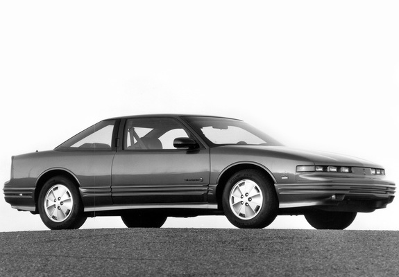 Oldsmobile Cutlass Supreme 1988–97 wallpapers