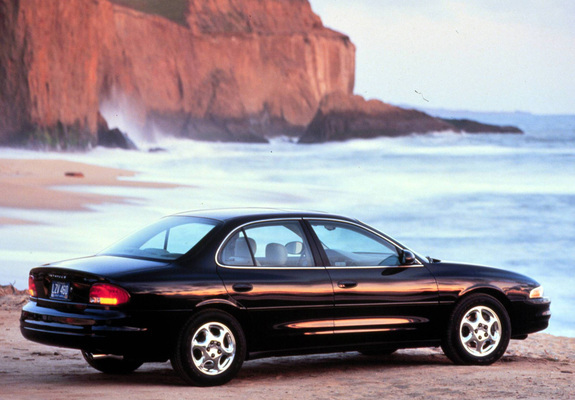 Oldsmobile Intrigue 1998–2002 wallpapers