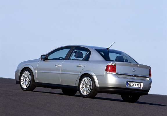Opel Vectra Sedan (C) 2002–05 pictures