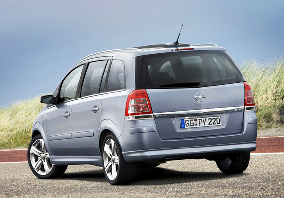 Opel Zafira (B) 2008 photos