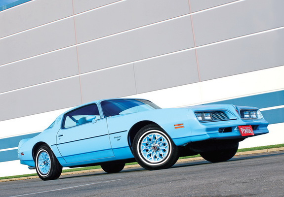 Photos of Pontiac Firebird Esprit Sky Bird 1977–78