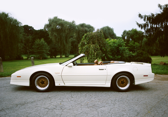 Photos of Pontiac Firebird Trans Am Turbo Convertible 20th Anniversary 1989