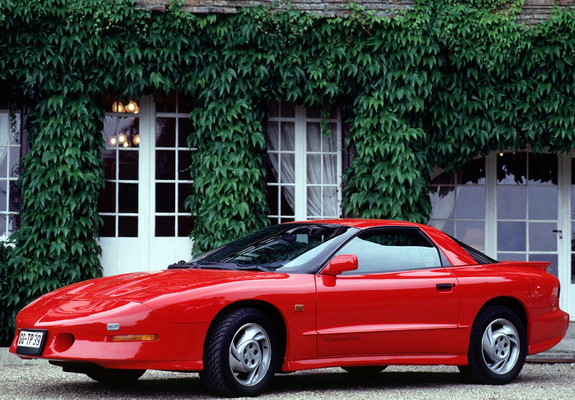 Pontiac Firebird Trans Am 1993–97 wallpapers