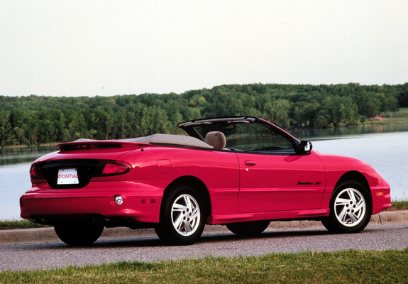 Pontiac Sunfire GT Convertible 2000–03 wallpapers