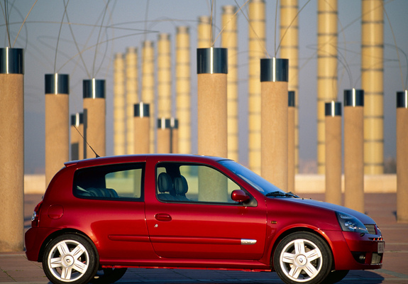 Renault Clio RS 2002–05 wallpapers