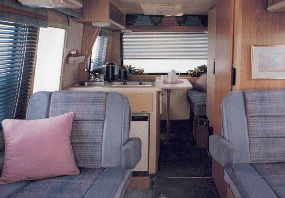 Winnebago LeSharo 1987–92 images