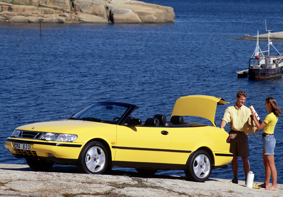 Pictures of Saab 900 SE Turbo Convertible 1993–98