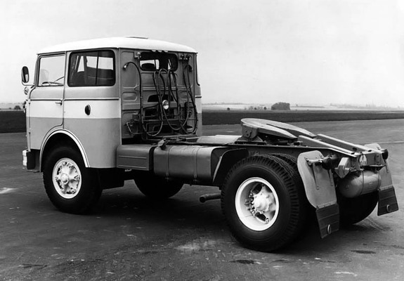 Škoda-LIAZ 706 RTTN 1957–82 images