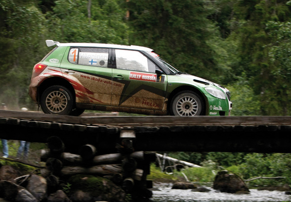 Škoda Fabia S2000 (5J) 2009–10 images