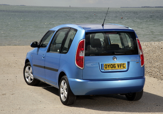 Škoda Roomster UK-spec 2006–10 wallpapers