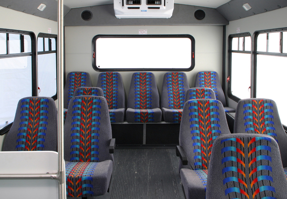 StarTrans Senator SII LF 2009 photos