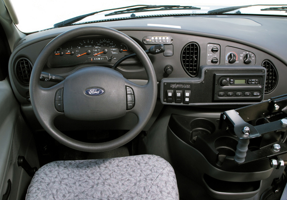 Photos of StarTrans Sentinel High Top 2008