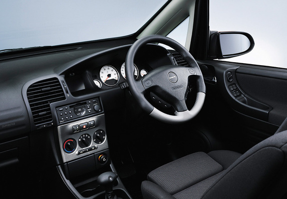 Photos of Subaru Traviq S Package 2001–04
