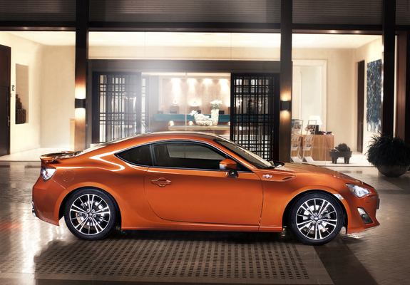 Toyota GT 86 2012 photos