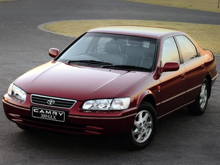 Toyota Camry 2000 year wallpapers