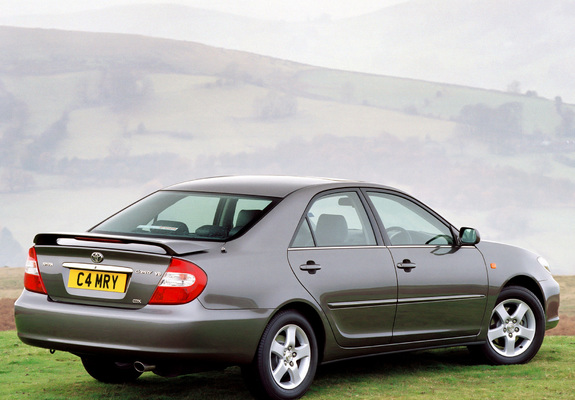 Toyota Camry UK-spec (ACV30) 2002–06 photos