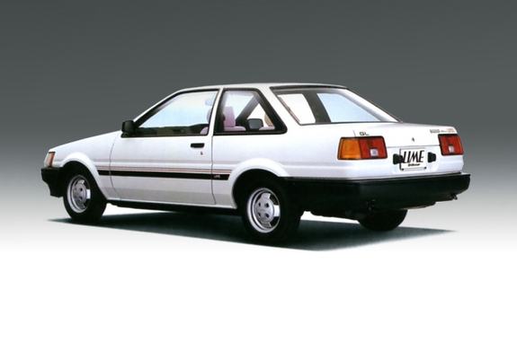 Photos of Toyota Corolla Levin Lime 2-door (AE85) 1983–85