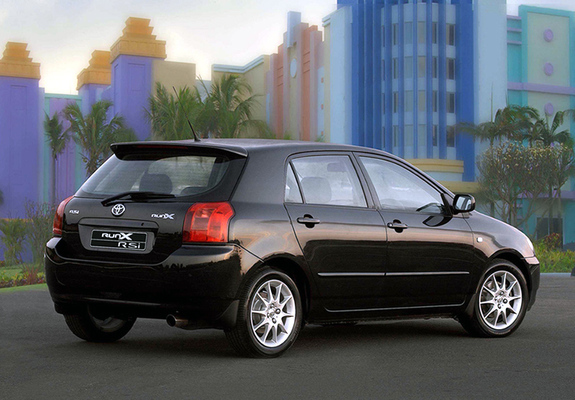 Photos of Toyota Corolla RunX RSi ZA-spec 2002–04