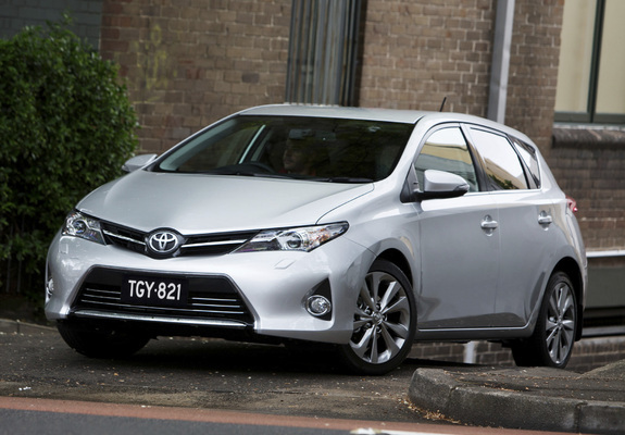 Photos of Toyota Corolla Levin ZR 2012