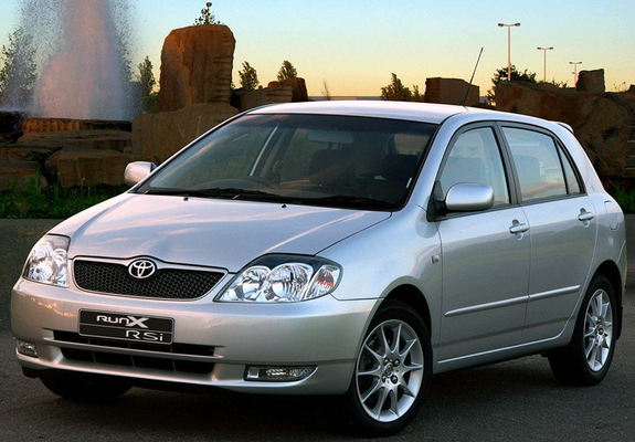 Pictures of Toyota Corolla RunX RSi ZA-spec 2002–04