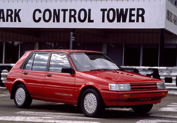 Toyota Corolla Twin Cam AU-spec (AE82) 1985–87 images