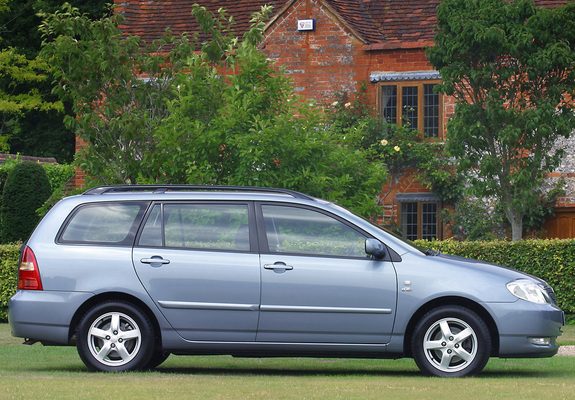 Toyota Corolla Estate 2001–04 wallpapers