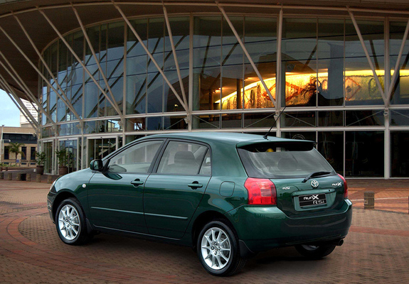 Toyota Corolla RunX RSi ZA-spec 2002–04 wallpapers