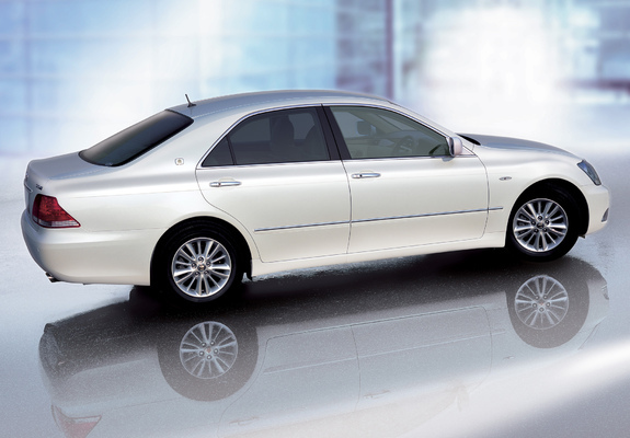 Toyota Crown Royal (S180) 2003–08 photos