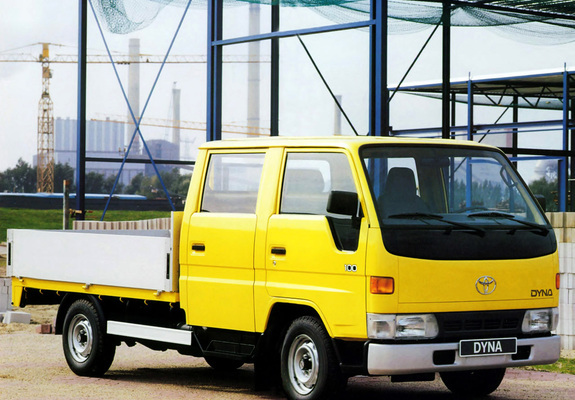 Toyota Dyna 100 Double Cab 1995–99 photos