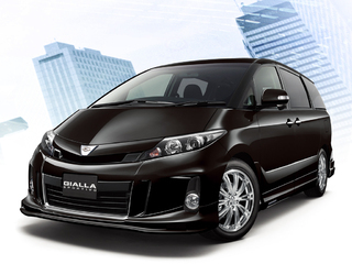 Toyota Estima wallpapers