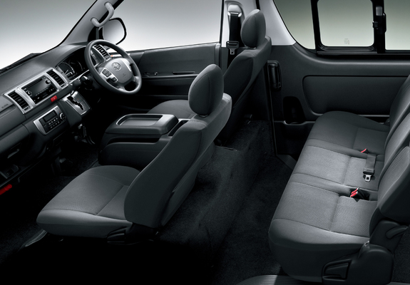 Toyota Hiace Super GL (H206) 2013 images
